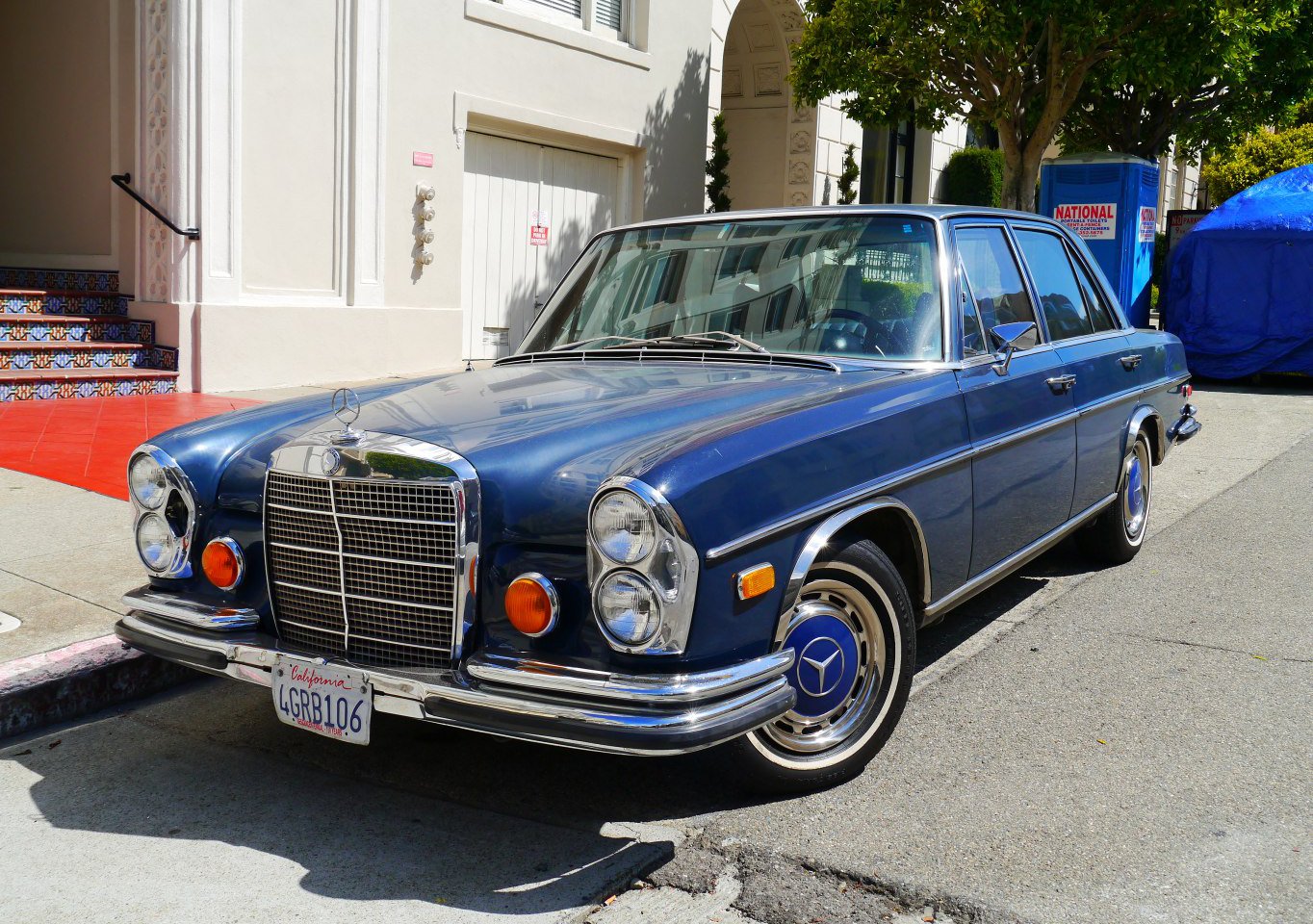 Mercedes-Benz S-class (W108) 280 S (140 Hp)